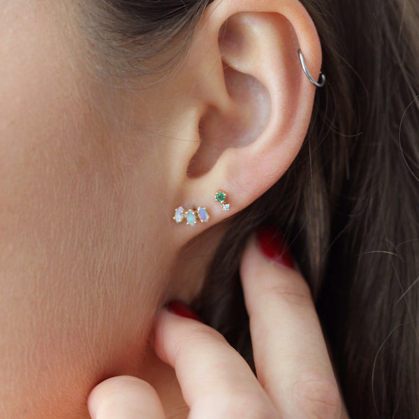 TINY EMERALD AND DIAMOND STUD – LUMO